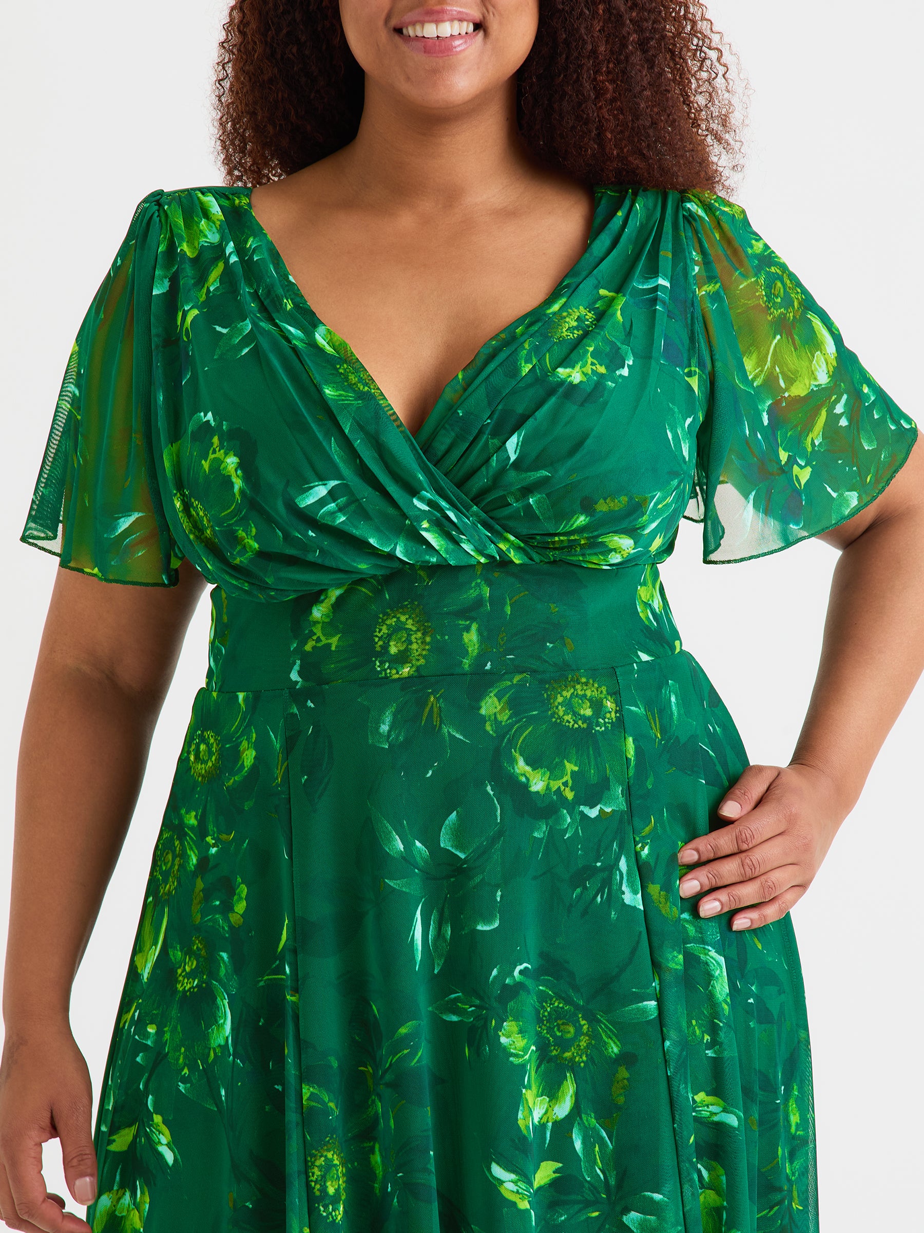 Isabelle Green Chartreuse Float Sleeve Maxi Dress – Scarlett & Jo