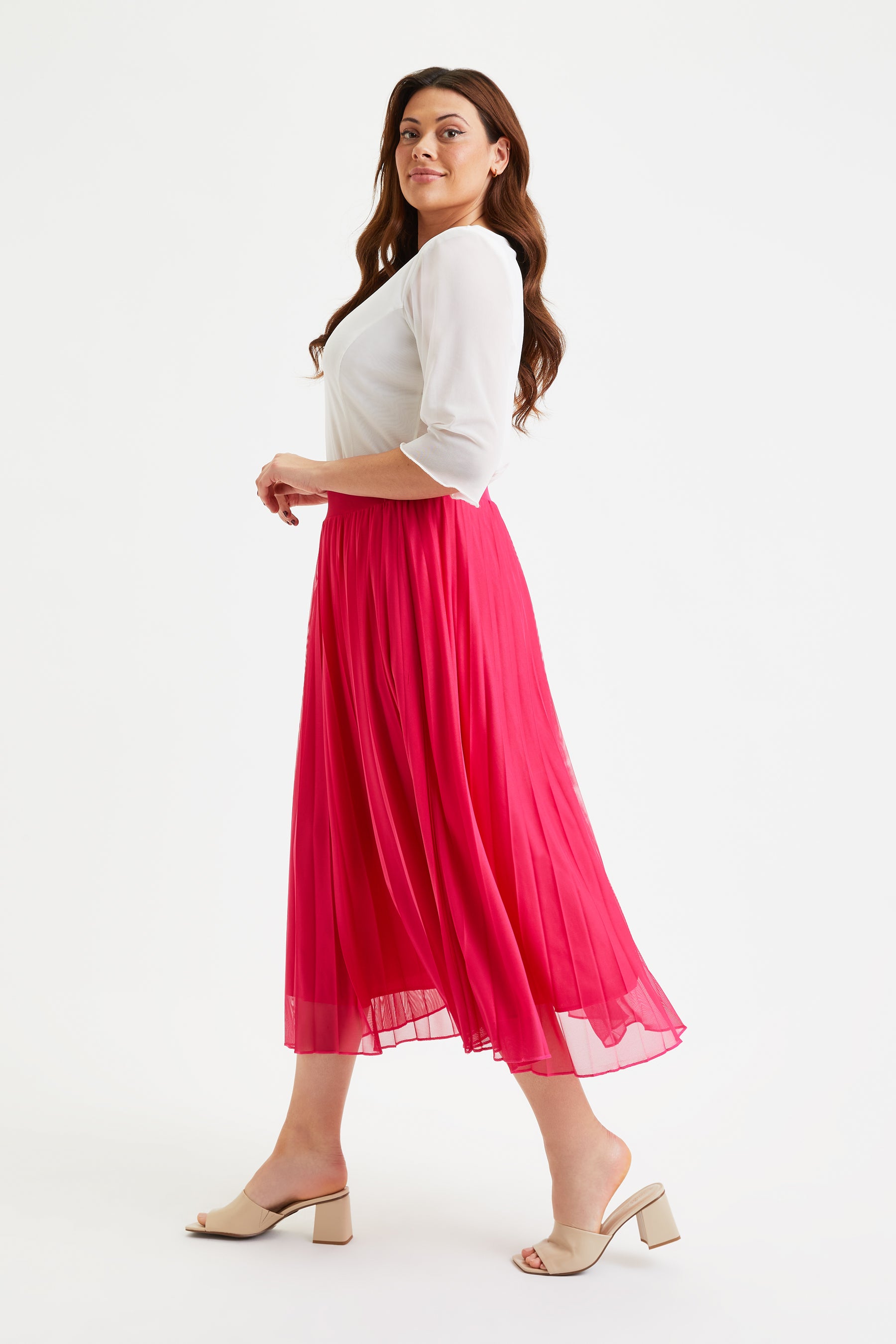 Cerise Pleated Skirt – Scarlett & Jo